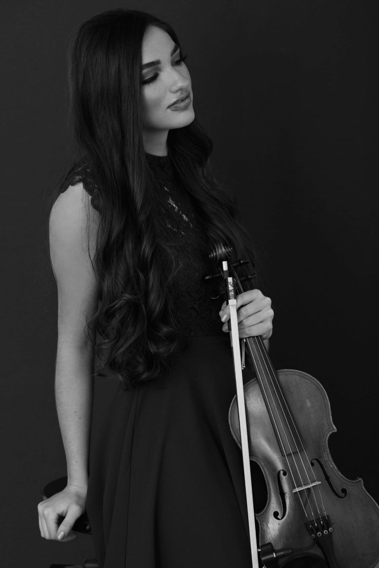 An Interview With Ivy Phillips - AcoustiCult