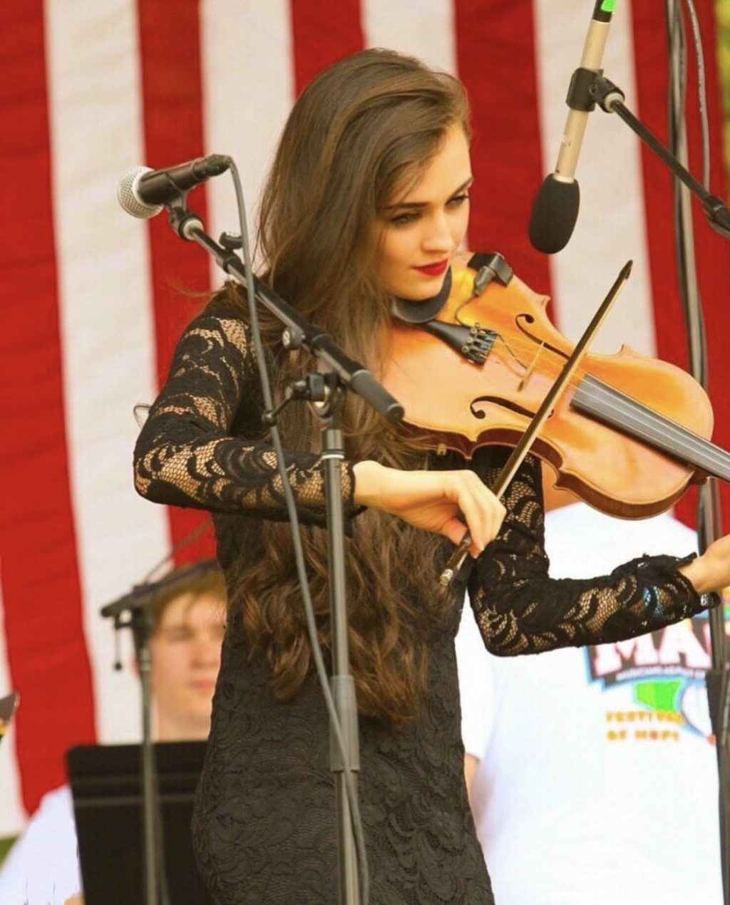 Getting to know Bethany Kelley - AcoustiCult