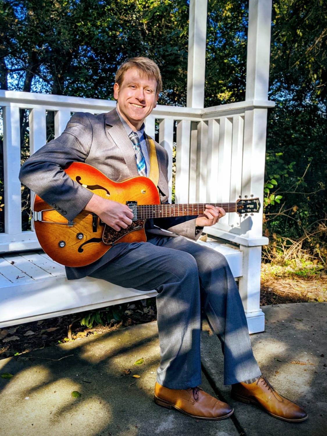 Guitarist Jason Keiser - AcoustiCult