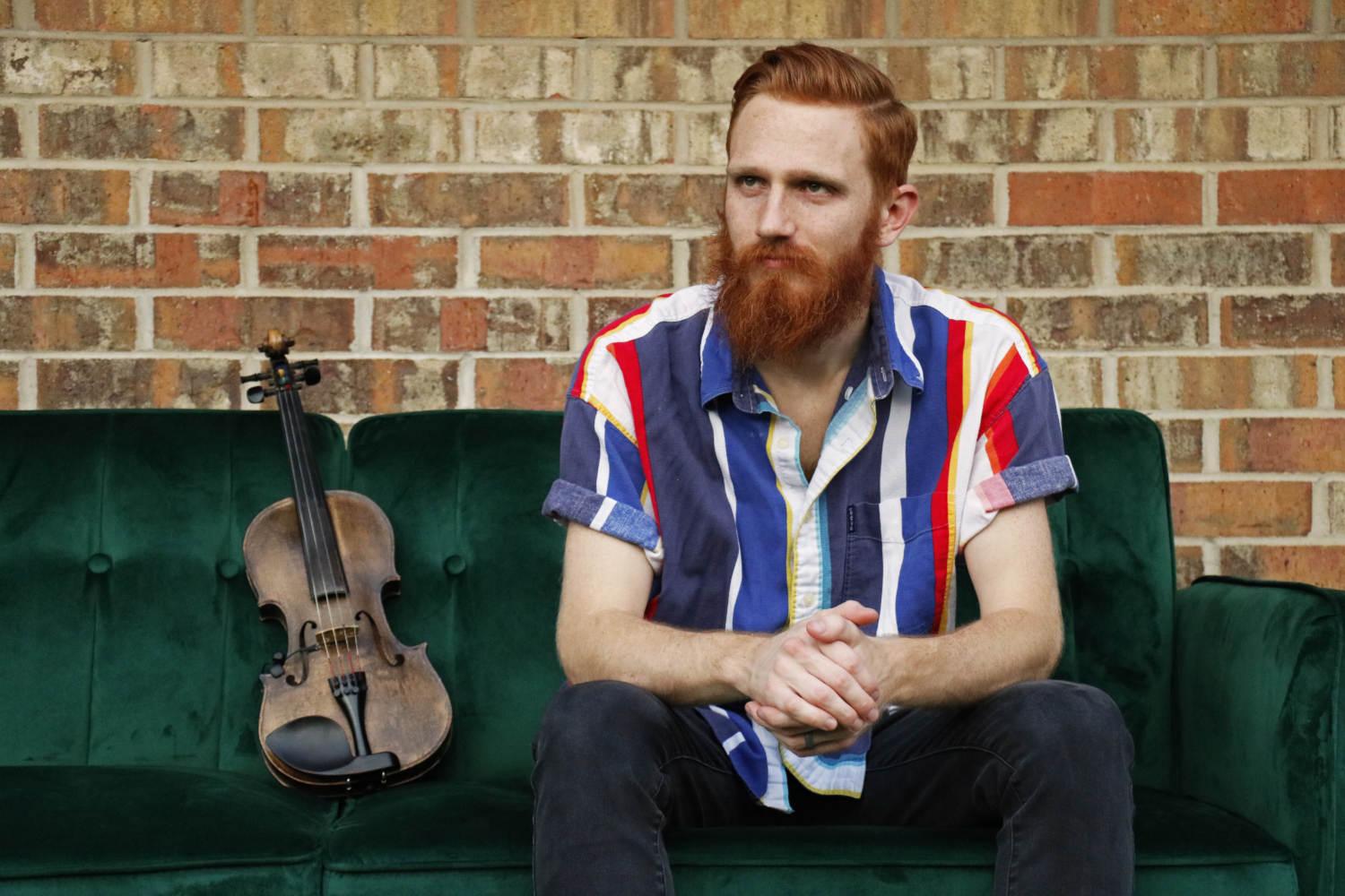 The 'Viral' fiddlin' of Joe Majerus - AcoustiCult